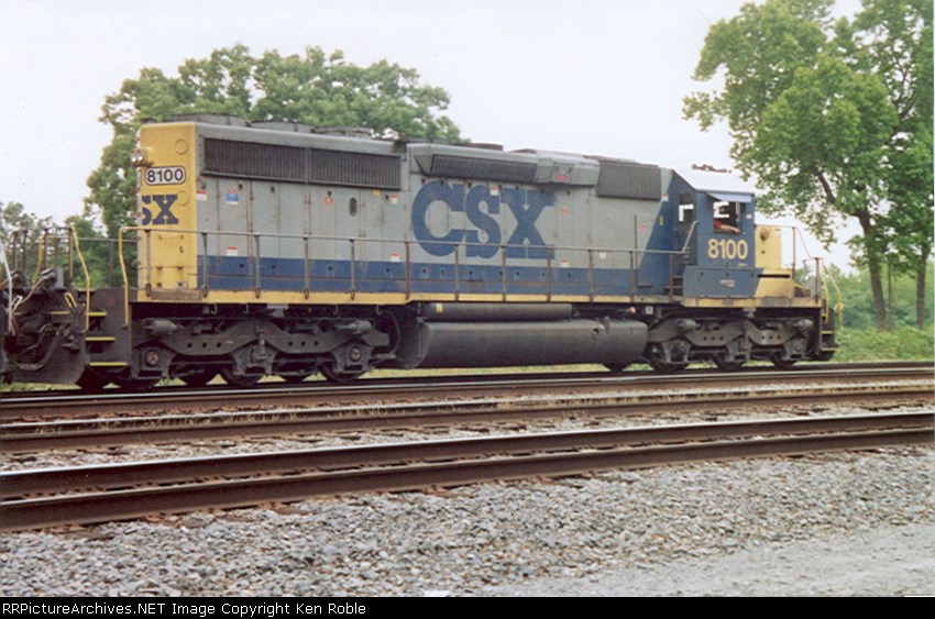 CSX 8100 (ex-L&N 8100)